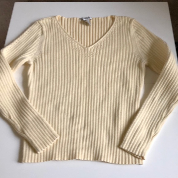 Jillian Jones | Sweaters | Jillian Jones Sweater Las | Poshmark